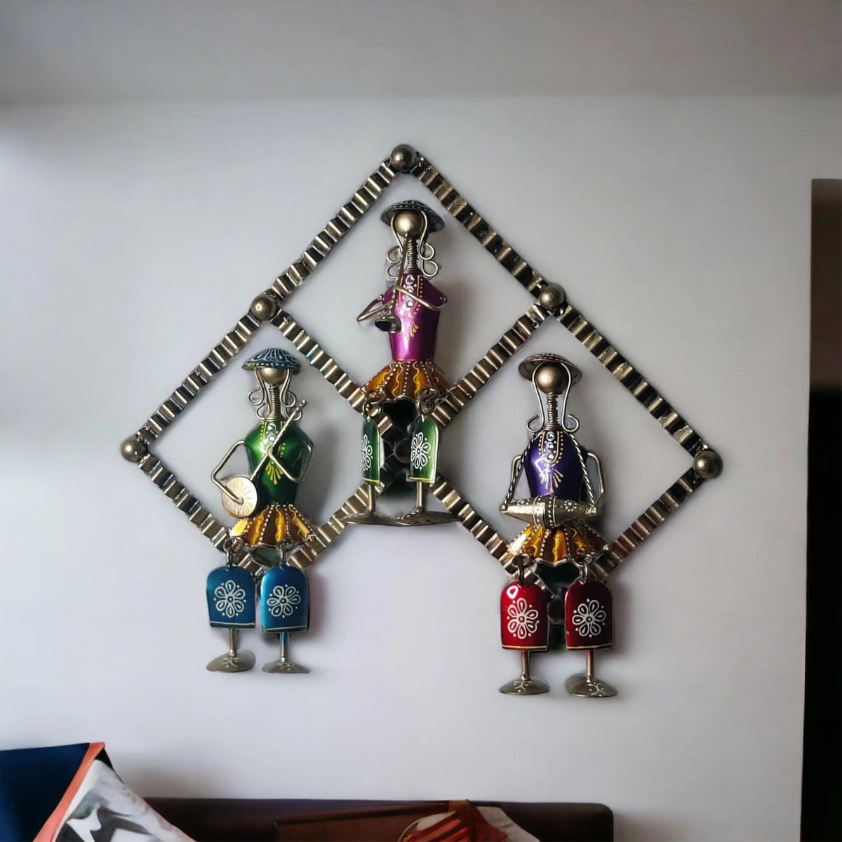 Handcrafted Metal Musician's Wall Decor – Winnkraft